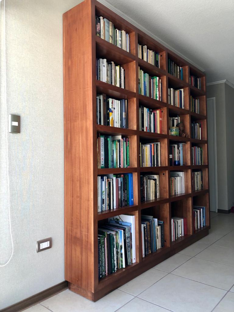 Libreros – Manzeli